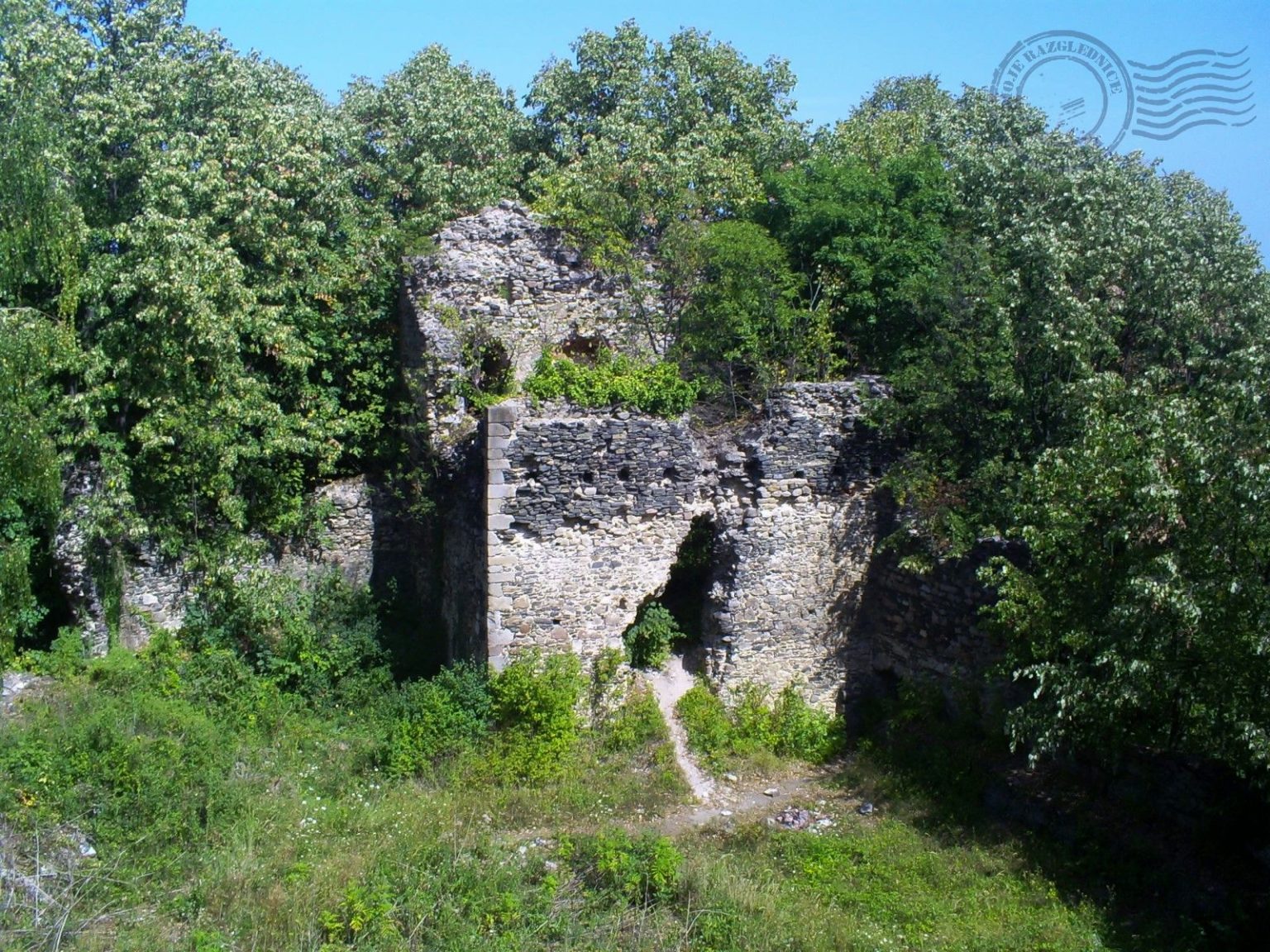 Podgarić - Garić grad, Hrvatska ~ Moje Razglednice
